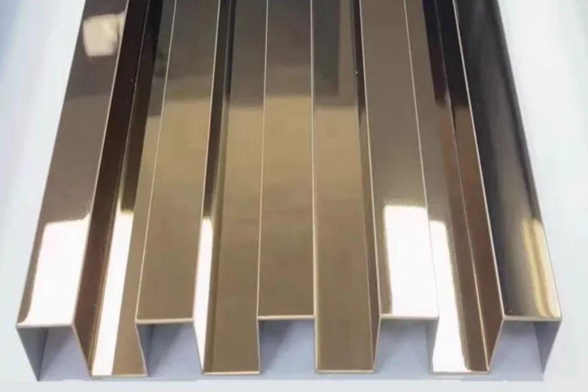 SS Gold Hairline Fluted Panel Manufacturers and Supplier in Riyadh ...